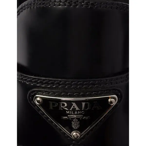 Prada Logo-plaque Leather Loafers - Black