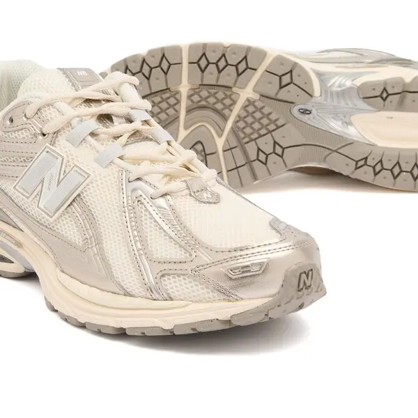 NEW BALANCE 1906r Sneakers - Arid Stone