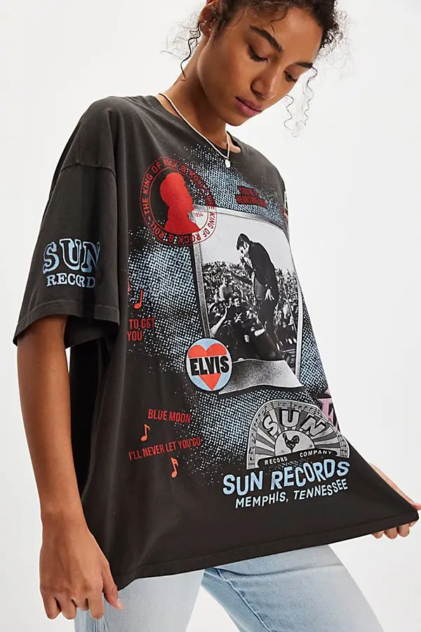 Daydreamer Elvis Presley Sun Records Oversized Tee