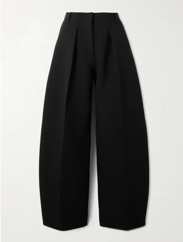 Jacquemus The Ovalo Pleated Crepe Pants - Black