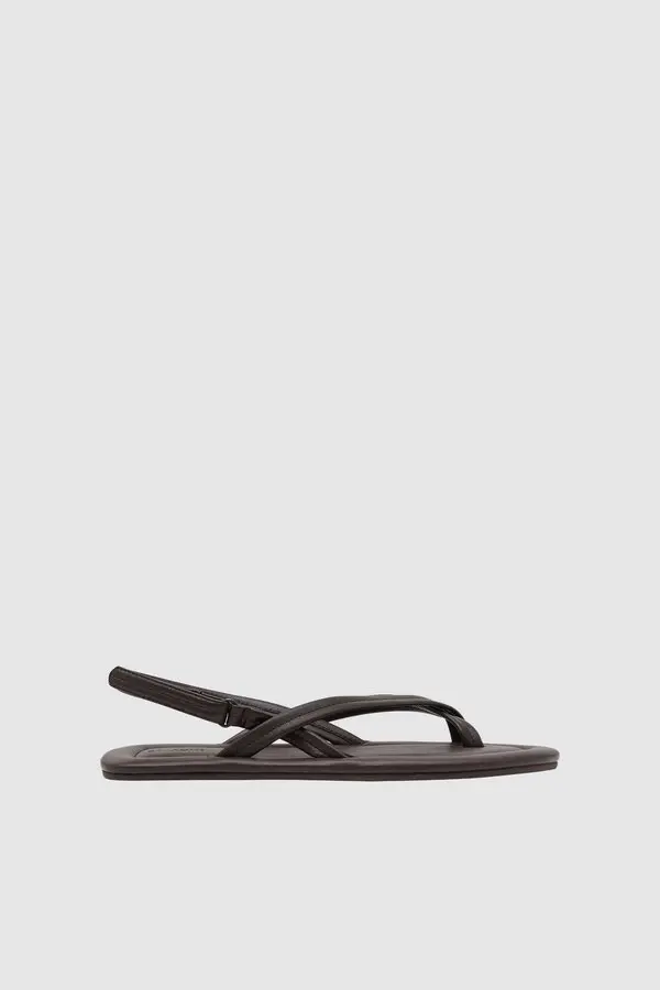 ST. AGNI Cross Detail Flat Sandal - Coffee