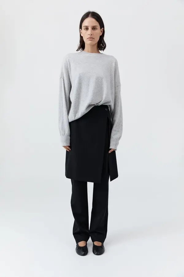 ST. AGNI Cashmere Crew Neck Sweater - Grey Marle