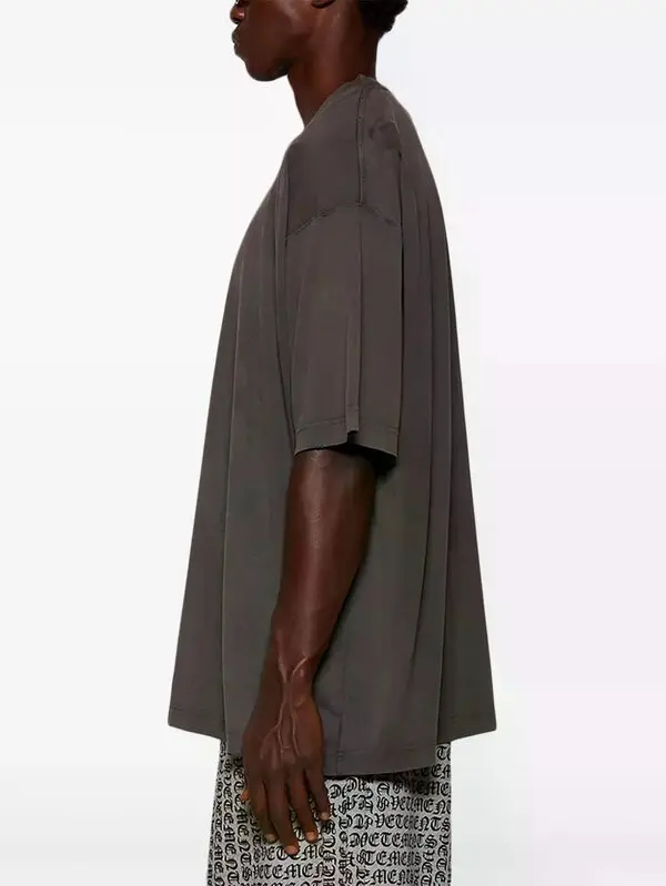 Vetements Slogan-print T-shirt