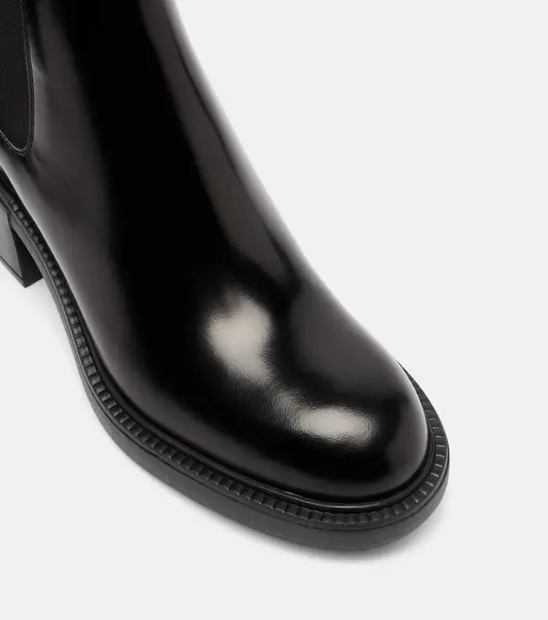 TOD'S Leather Chelsea Boots