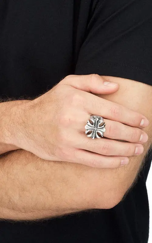 KING BABY STUDIO Gothic Cross Ring