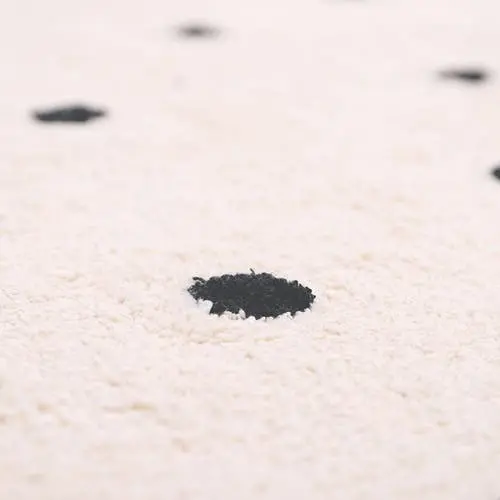 NATTIOT Rug Nümi - Off White / Black