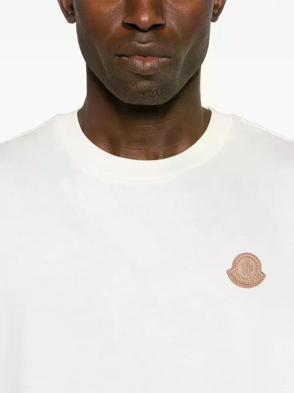 Moncler Logo-patch T-shirt - Neutrals