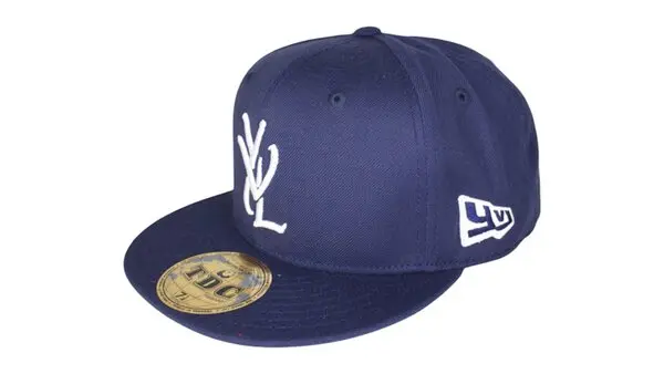 PLAYBOI CARTI Yvl Cap - White/navy Blue