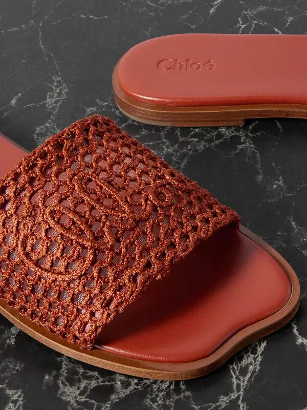 Chloé Flower Crocheted Slides - Brown