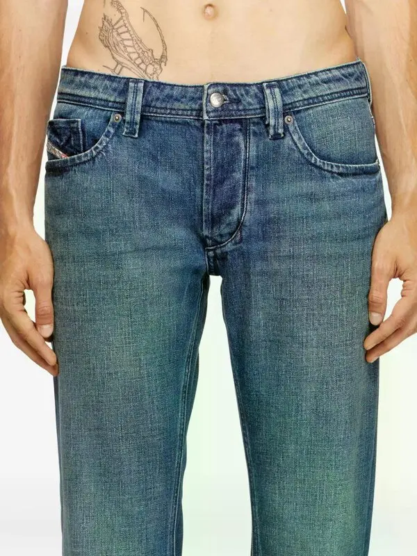 DIESEL® Larkee Odbds Jeans