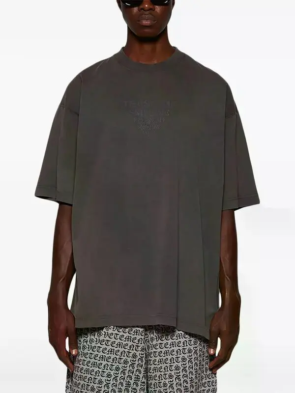 Vetements Slogan-print T-shirt