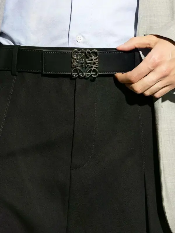Loewe Anagram Buckle Leather Belt - Black