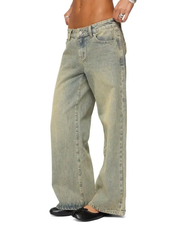 EDIKTED Petite Ace Relaxed Jeans