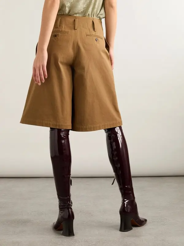Chloé Pleated Cotton-canvas Shorts
