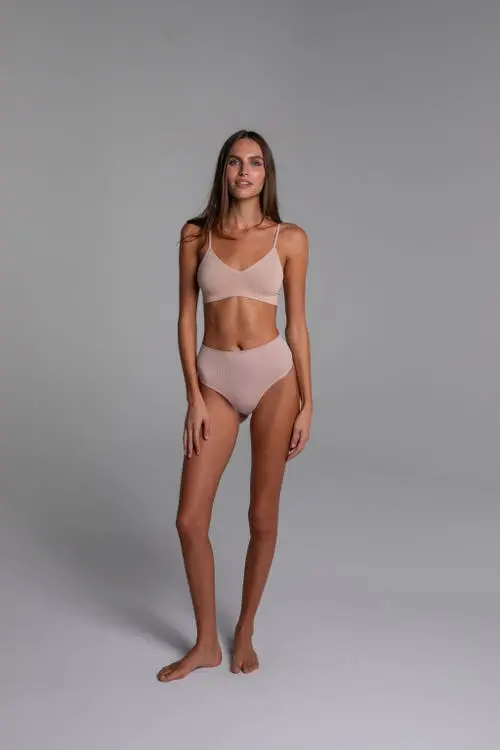 LDMA Low Show V Bralette - Sand