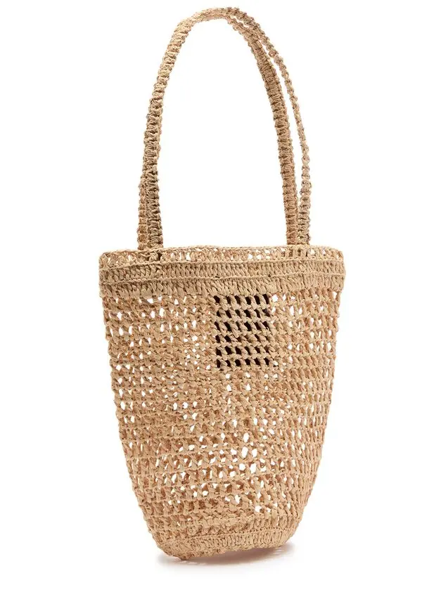 Chloé Raffia Tote With Charm And Applique - Sand
