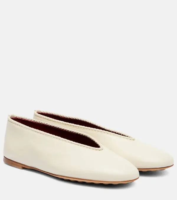Bottega Veneta Leather Ballet Flats - White