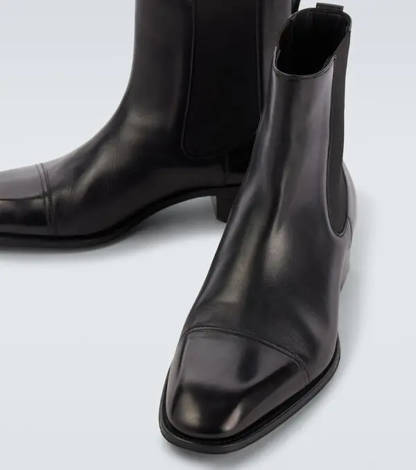 TOM FORD Hainaut Leather Chelsea Boots