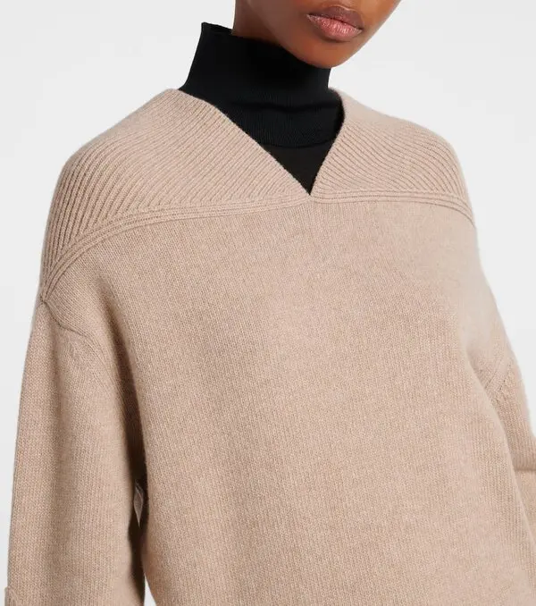 Victoria Beckham Wool And Cashmere Pullover - Beige