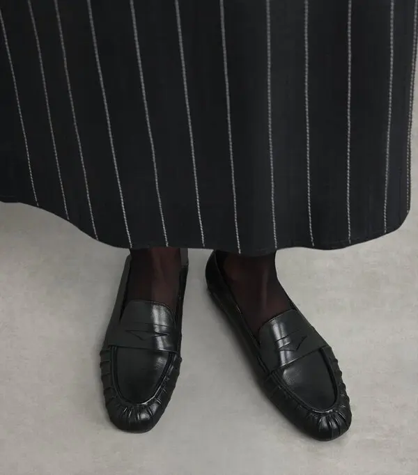 STUART WEITZMAN Leather Loafers - Black