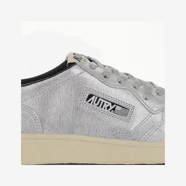 AUTRY Medalist Low Sneakers
