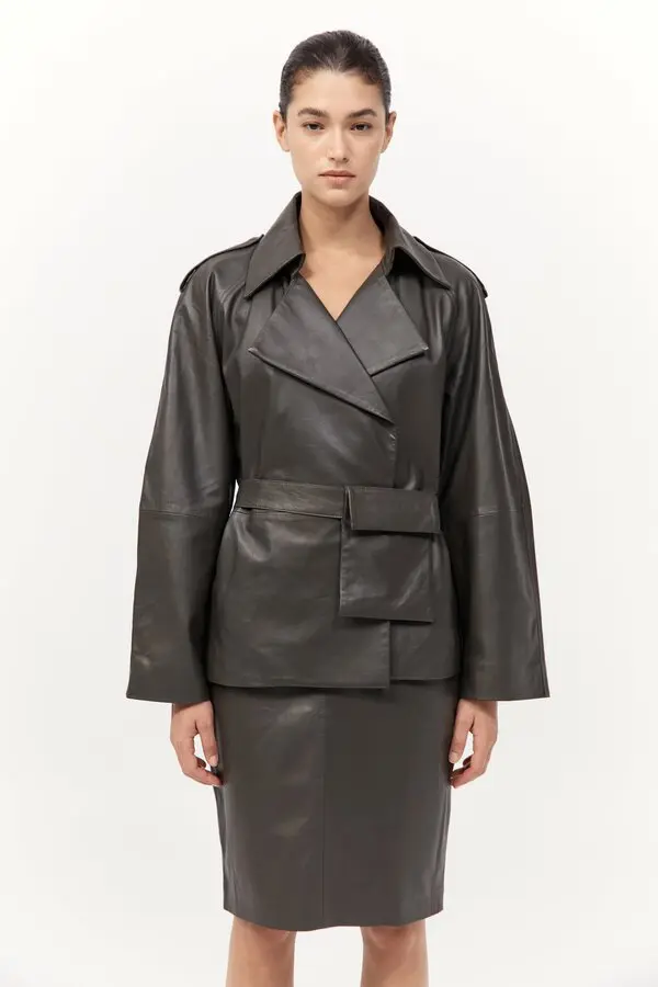 ST AGNI Cropped Leather Trench