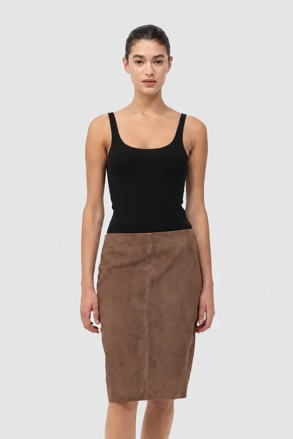ST. AGNI Suede Pencil Skirt - Toffee