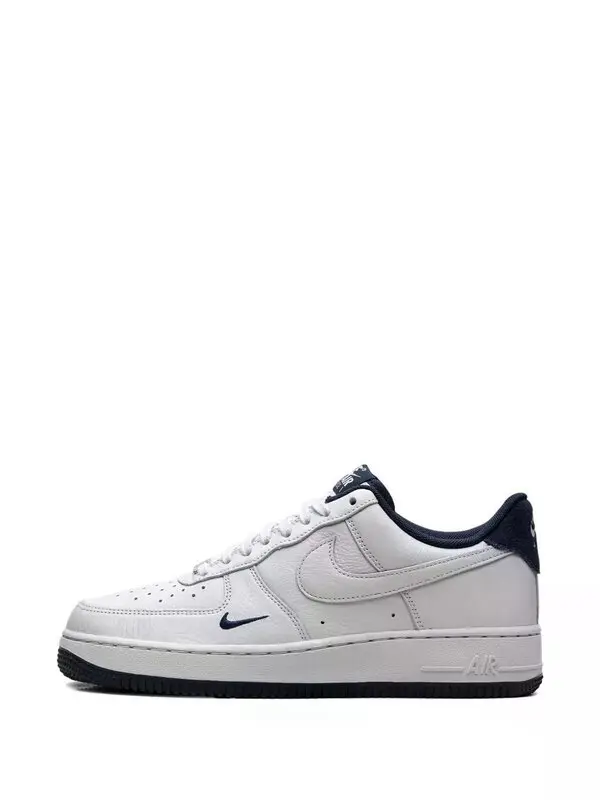 Nike Air Force 1 Low '07 Lv8 Sneakers - White