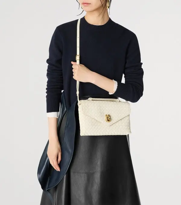 Bottega Veneta Leather Knot Lock Top-handle Bag - Neutral