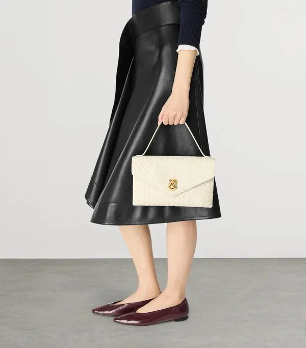 Bottega Veneta Leather Knot Lock Top-handle Bag - Neutral