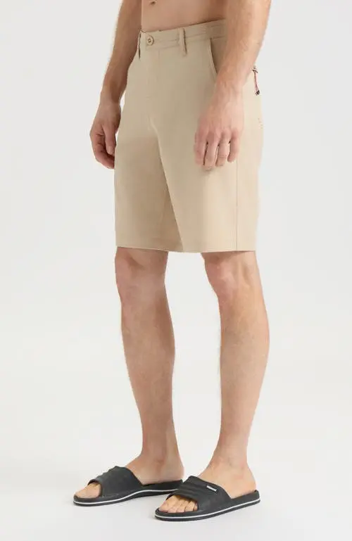 SALT LIFE Expedition Hybrid Shorts