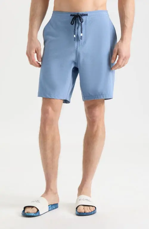 SALT LIFE Chino-style Tournament Walking Shorts - Harbor Blue Heather