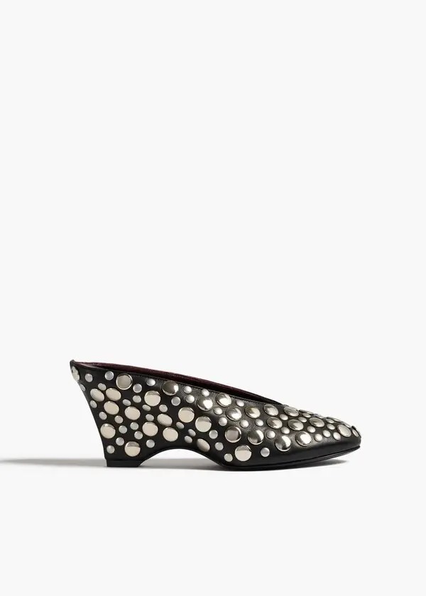 Khaite Cloak Wedge In Leather With Silver Studs - Black
