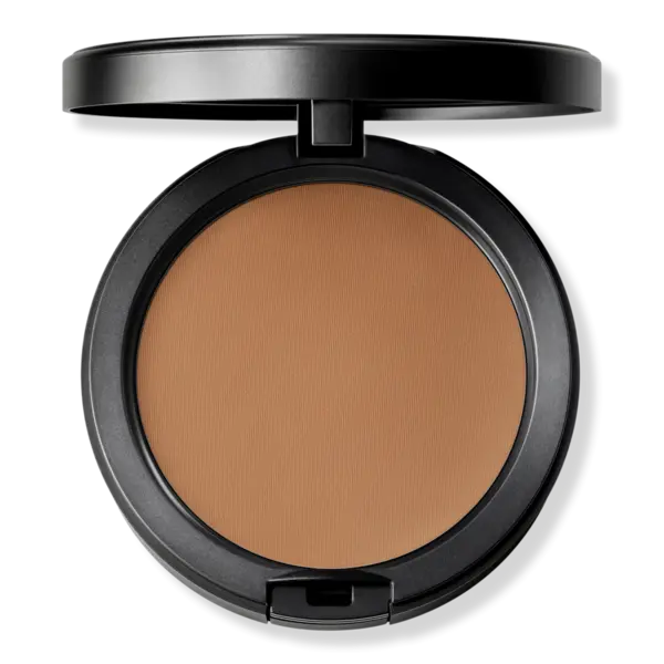 MAC COSMETICS Studio Fix Powder Plus Foundation With 24hr Oil Control + Blur-matte Finish - Nc50