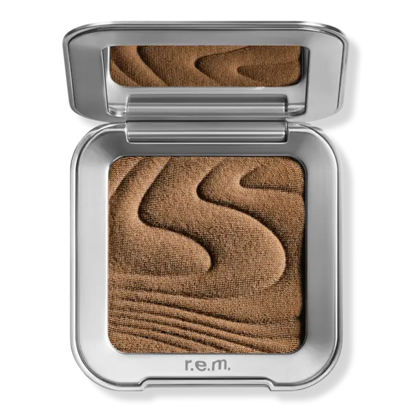 R.E.M. BEAUTY Hypernova Satin Matte Bronzer - Solar Storm