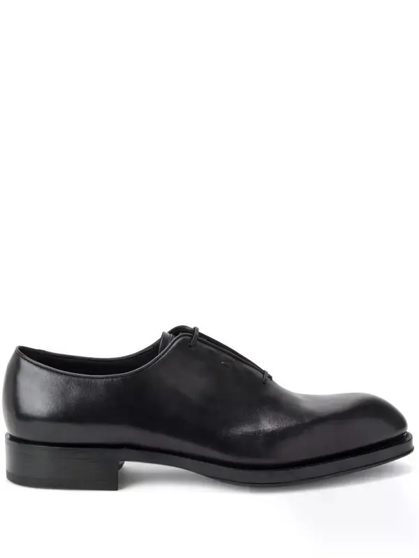 FERRAGAMO Polished Leather Oxford Shoes - Black