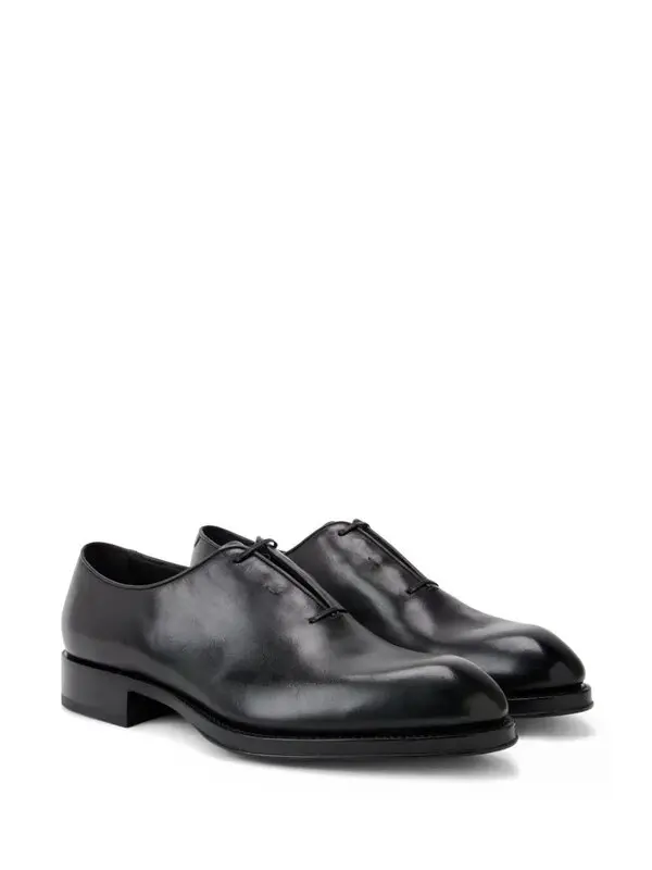 FERRAGAMO Polished Leather Oxford Shoes - Black