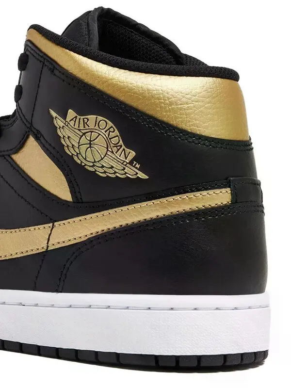 Nike Air Jordan 1 Retro High-top Sneakers - Black