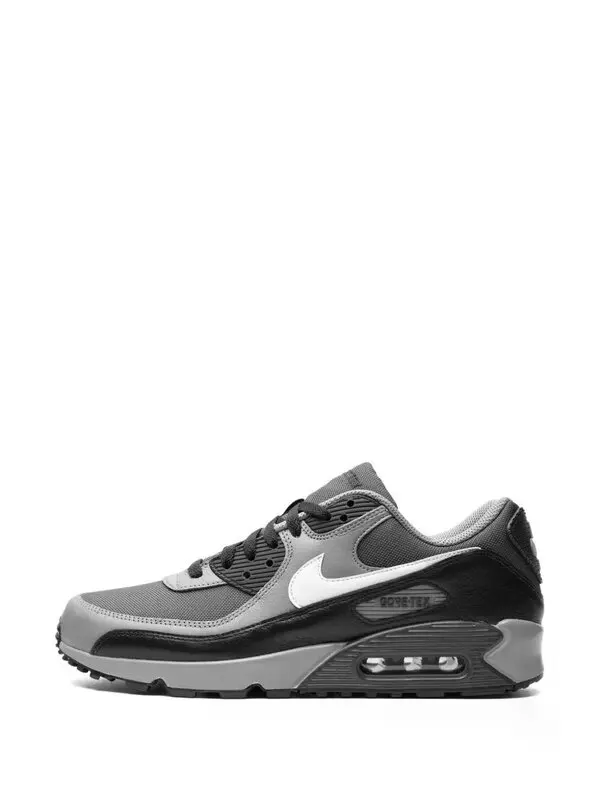 Nike Air Max 90 Gore-tex® Sneakers