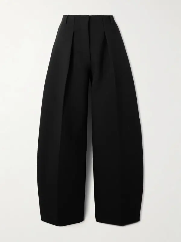 Jacquemus The Ovalo Pleated Crepe Pants