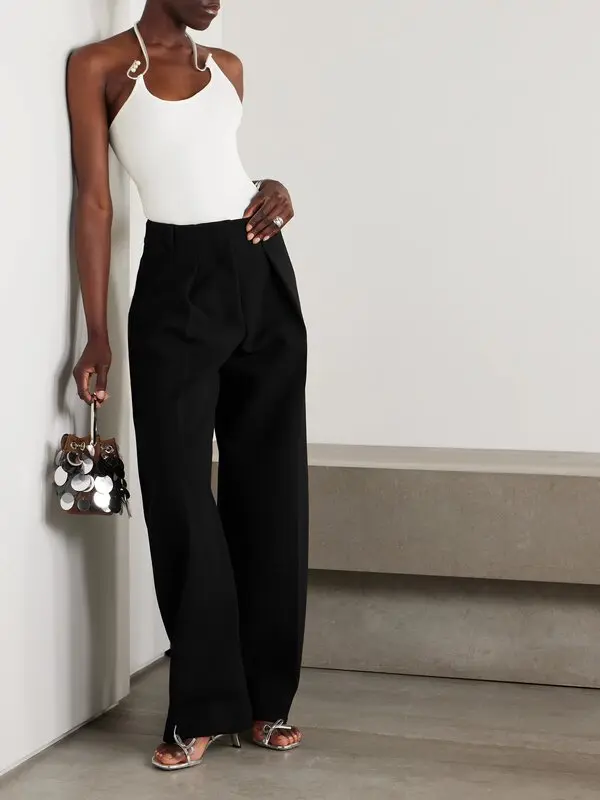Jacquemus The Ovalo Pleated Crepe Pants