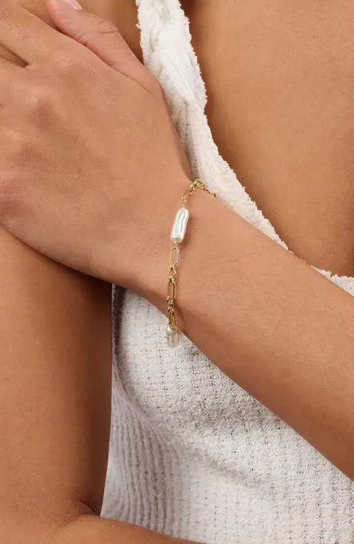 ATHRA LUXE Faux Pearl And Paper Clip Chain Bracelet