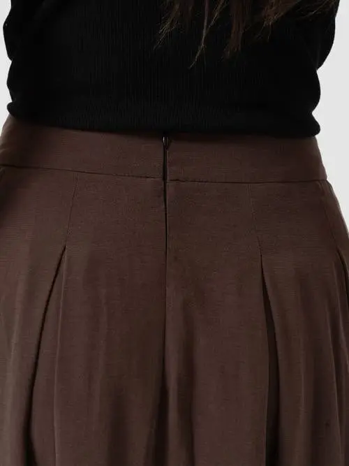 SAINT + SOFIA Eliza Pleated Skirt