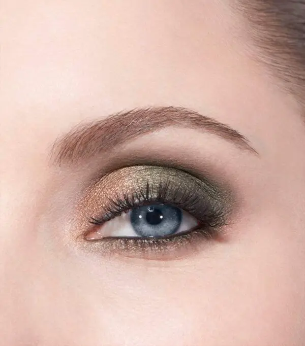 Chanel Les 4 Ombres Multi-effect Quadra Eyeshadow Palette