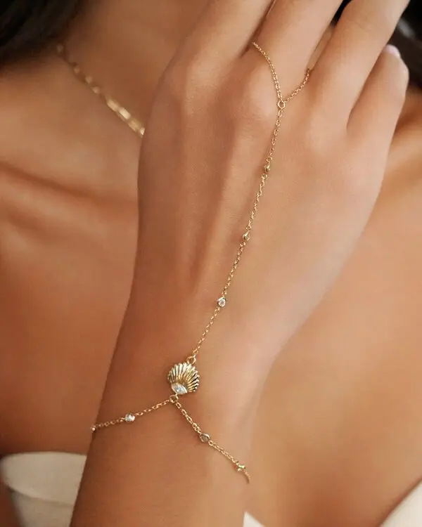Ettika Santorini Cubic Zirconia Shell Hand Chain