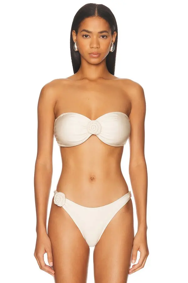 BANANHOT Lula Bikini Top - Macadamia