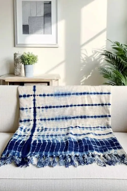 PILLOWPIA Indigo Shibori Throw - Spine