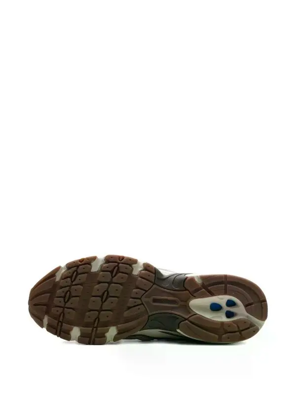 NEW BALANCE 740 Sneakers - Neutrals