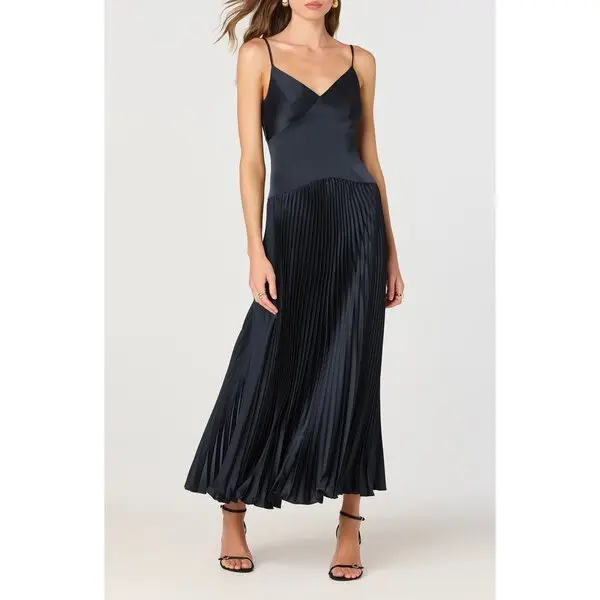 Astr The Label Pleated Drop Waist Dress - Navy