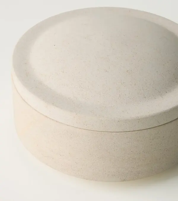 LOUISE ROE Gallery Object 07 Stoneware Container